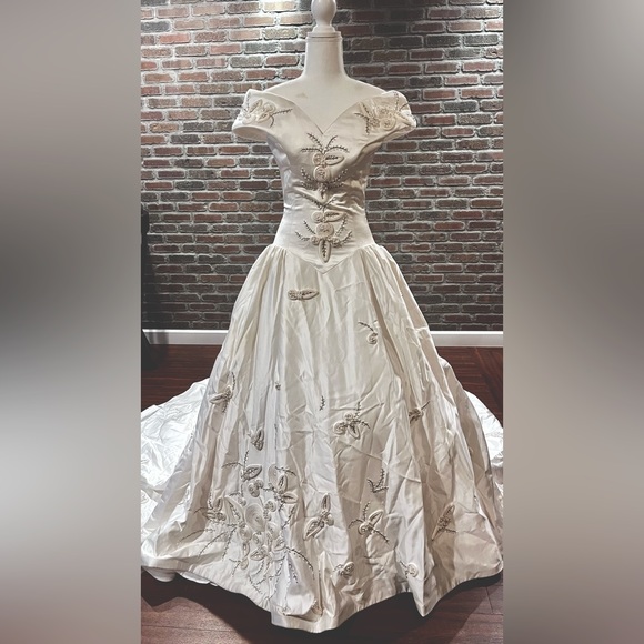 Scassi | Dresses | Vintage 995 Scassi By Eva Forsyth Wedding Gown One ...